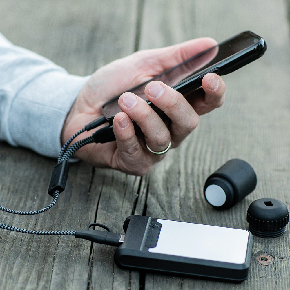 AODACI. Voltix Powerbank